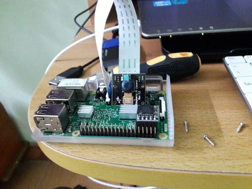Sử dụng camera trên Raspberry Pi 3 để quay video hay chụp ảnh